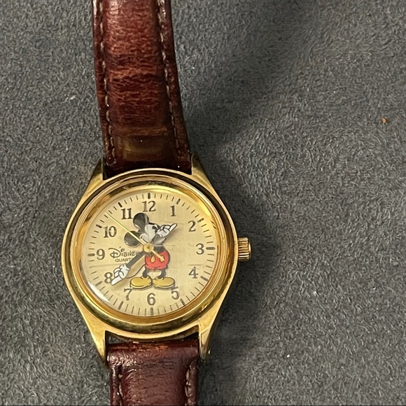 Disney | Accessories | Vintage Disney Timeworks Watch | Poshmark